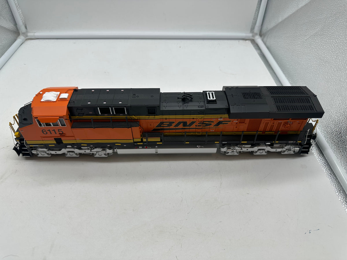 MTH Premier 20-21347-1 BNSF ES44AC Diesel Engine in BNSF # with Proto-