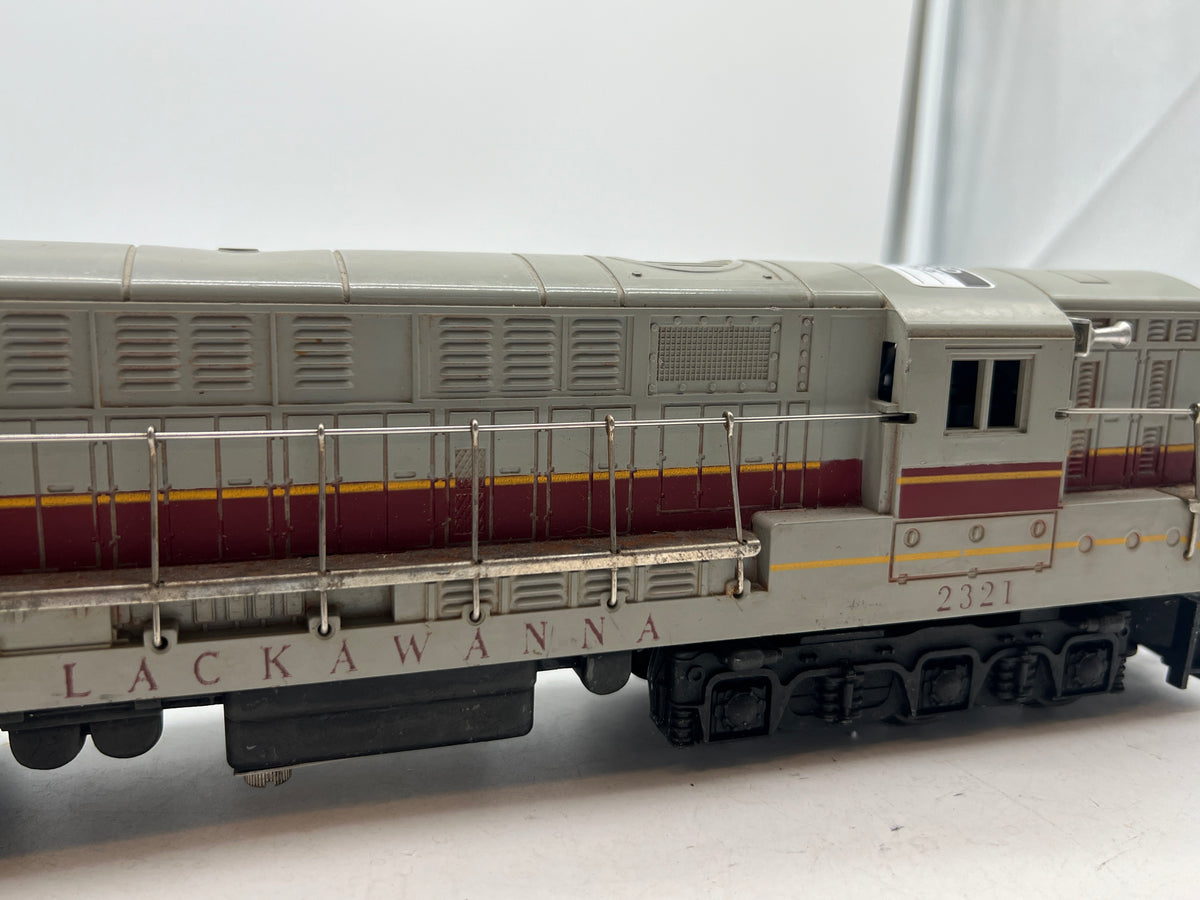 Lionel 2321 LACKAWANNA TRAINMASTER POSTWAR Locomotive gray roof O SCAL