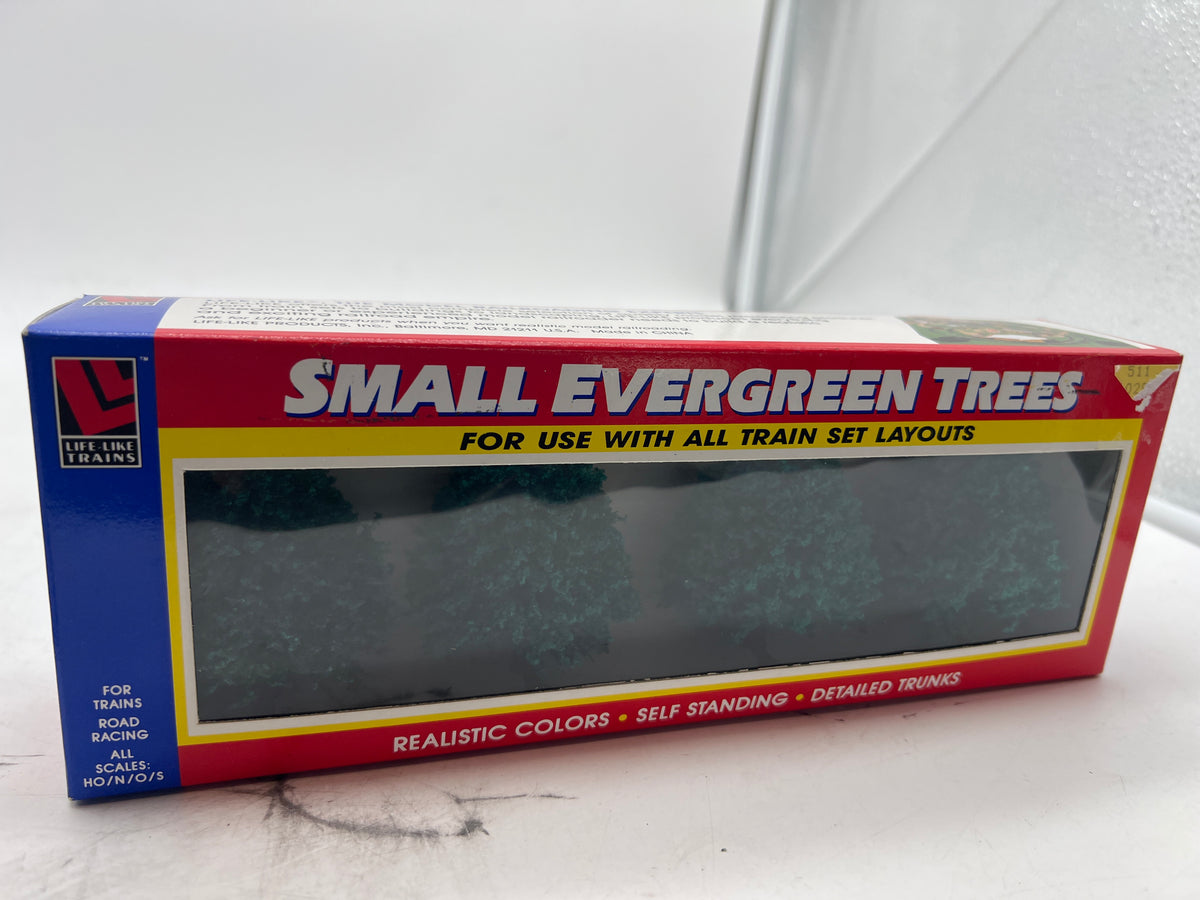 4 life like trees 1022 SMALL EVERGREEN TREES HO SCALE NEW