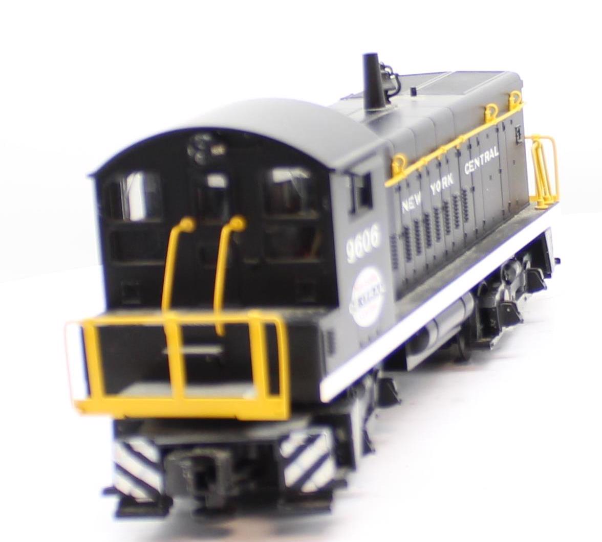 MTH 30-2176-0 NEW YORK CENTRAL NYC SW-8 RailKing Powered Switcher Cab