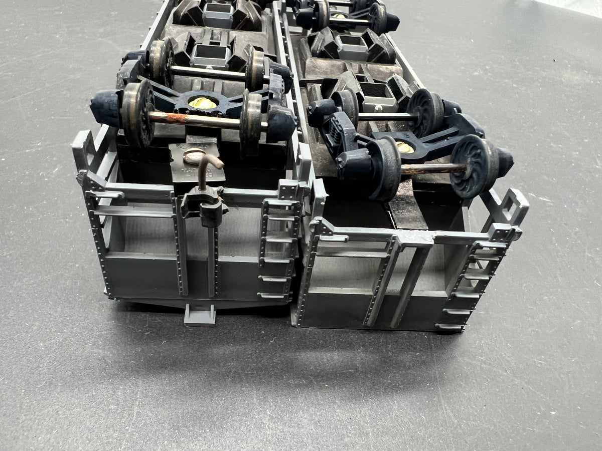 HO Scale Bargain Car Pack 86: 2 Monon Hopper with Opening Bay Doors Fr