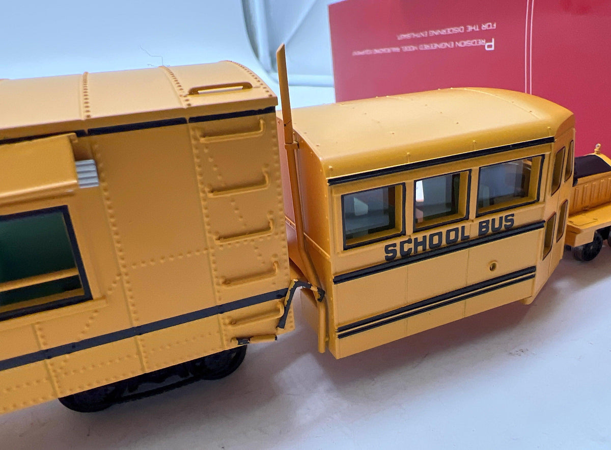 Precision Craft Models 445 On30 Galloping Goose, School Bus== Passenge