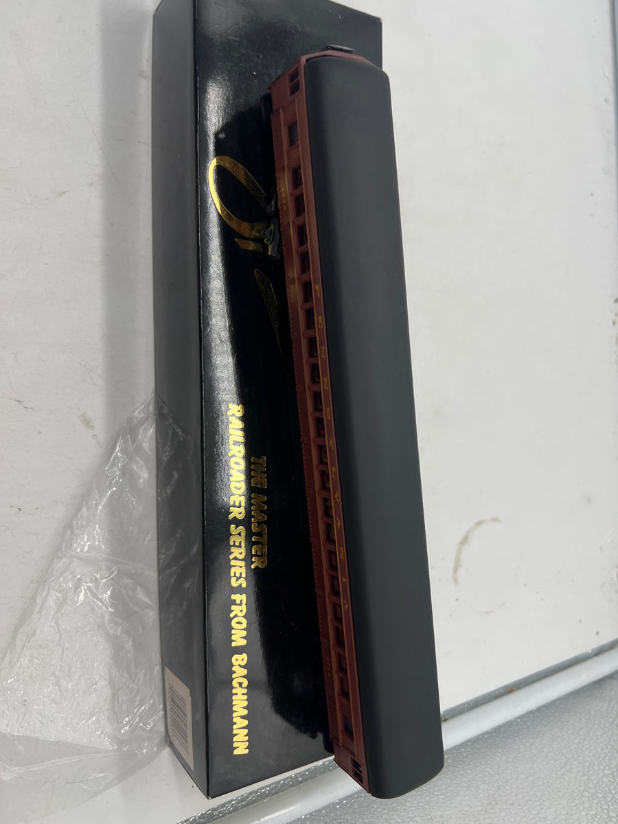 Bachmann Spectrum 89243 PRR #3748 Post-War Coach Passenger car HO SCAL