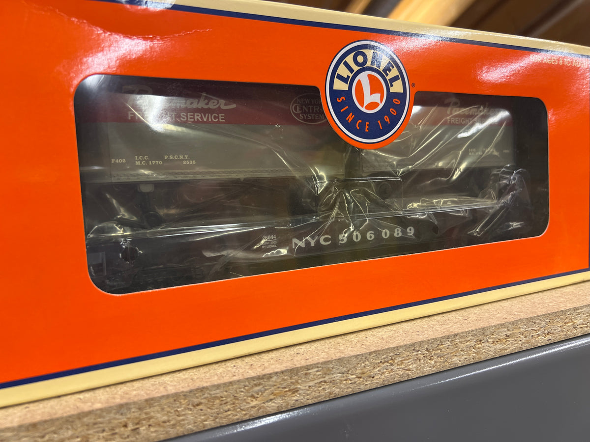 Lionel 6-26044 New York Central flatcar pacemaker 506089 with trailers