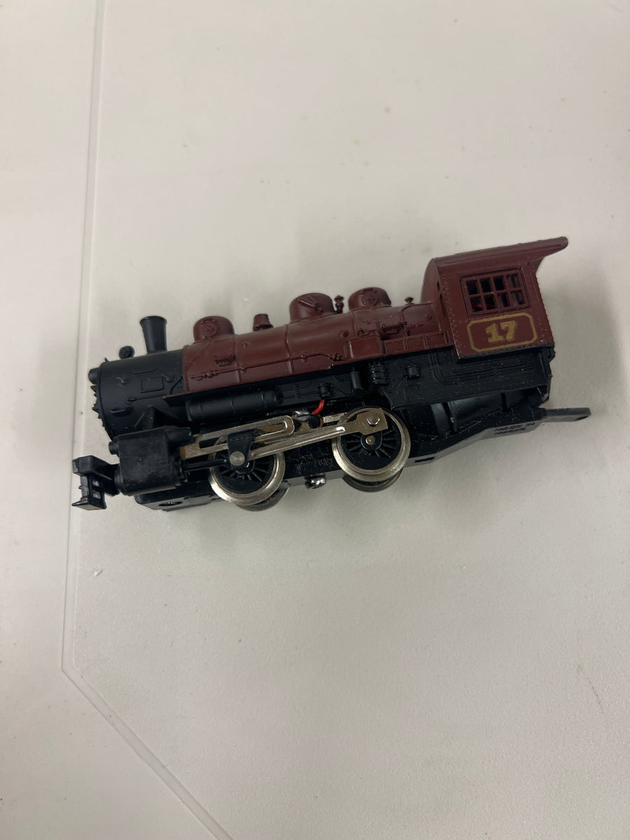 HO Scale Bargain Engine 40: Red Steam Engine Used VG