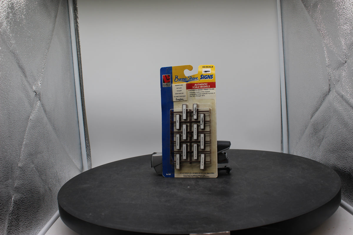 Lifelike #1633 HO scale vintage Burma-Shave signs, 2 sets per pack NEW