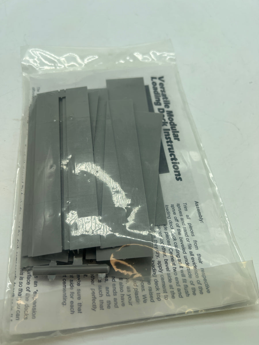 Pikestuff #541-0017 loading dock and ramp kit HO SCALE NEW