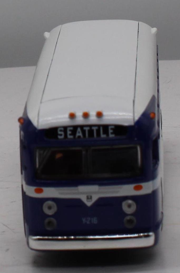 Corgi 54202 NORTHWEST GREYHOUND LINES GM Old Look Bus Corgi Classics S
