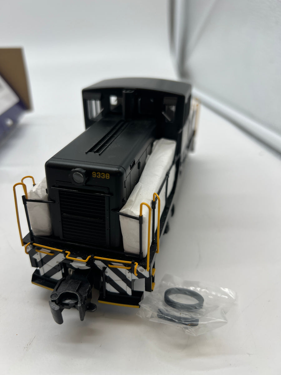 Bachmann 23101 Pennsylvania PRR 44-Ton Switcher 9338 Diesel Locomotive