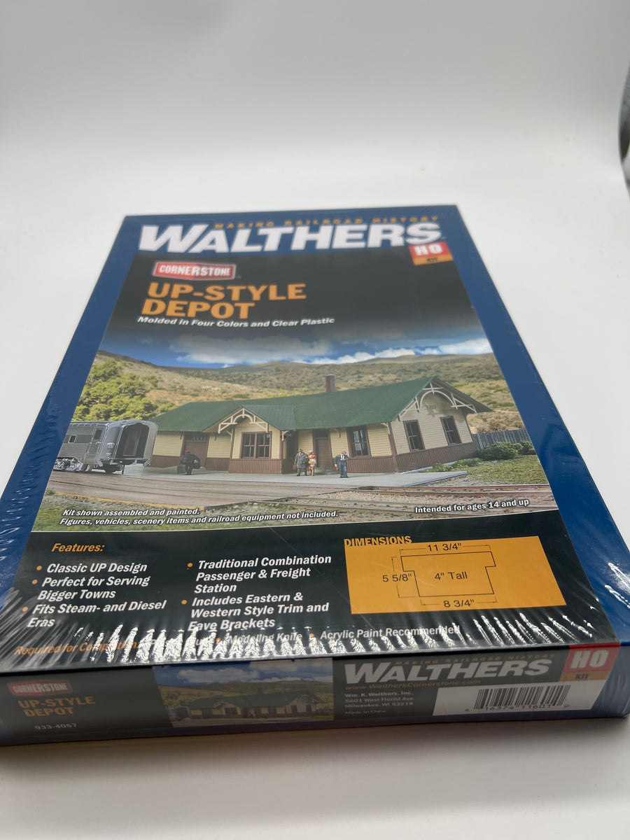 Walthers 933-4057 UP union pacific-style train depot building kit HO S