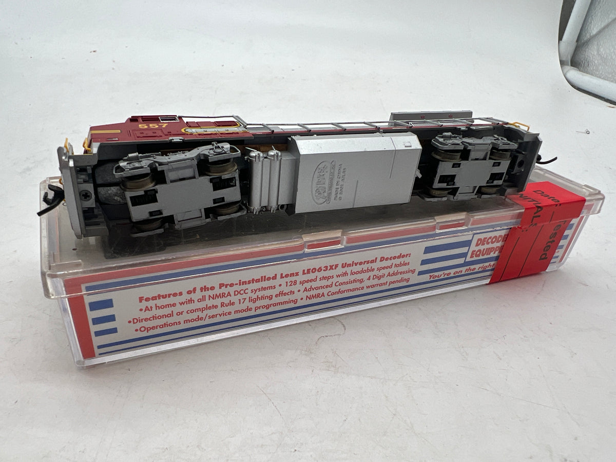 Atlas 48855 BNSF Dash 8-40BW Diesel Locomotive #557 w/ DCC N Scale Use