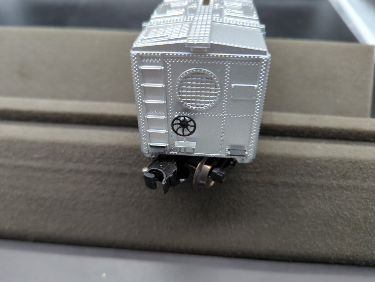 Lionel 6-9320 limited edition gold bullion car O scale Like New Damage