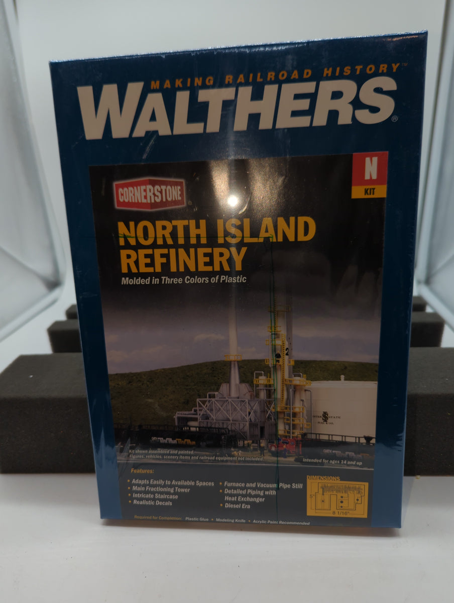 Walthers 933-3219 North Island Oil Refinery -- Kit - 8-1/16 x 5" 20.5